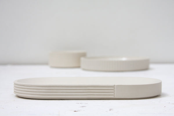 Ceramic white centerpiece set – ONE and MANY